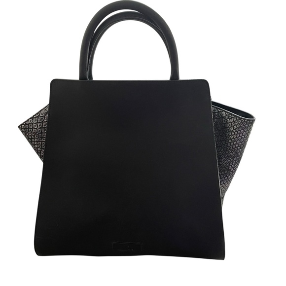 Zac Posen | Bags | Zac Posen East West Iconic Eartha Satchel Black ...